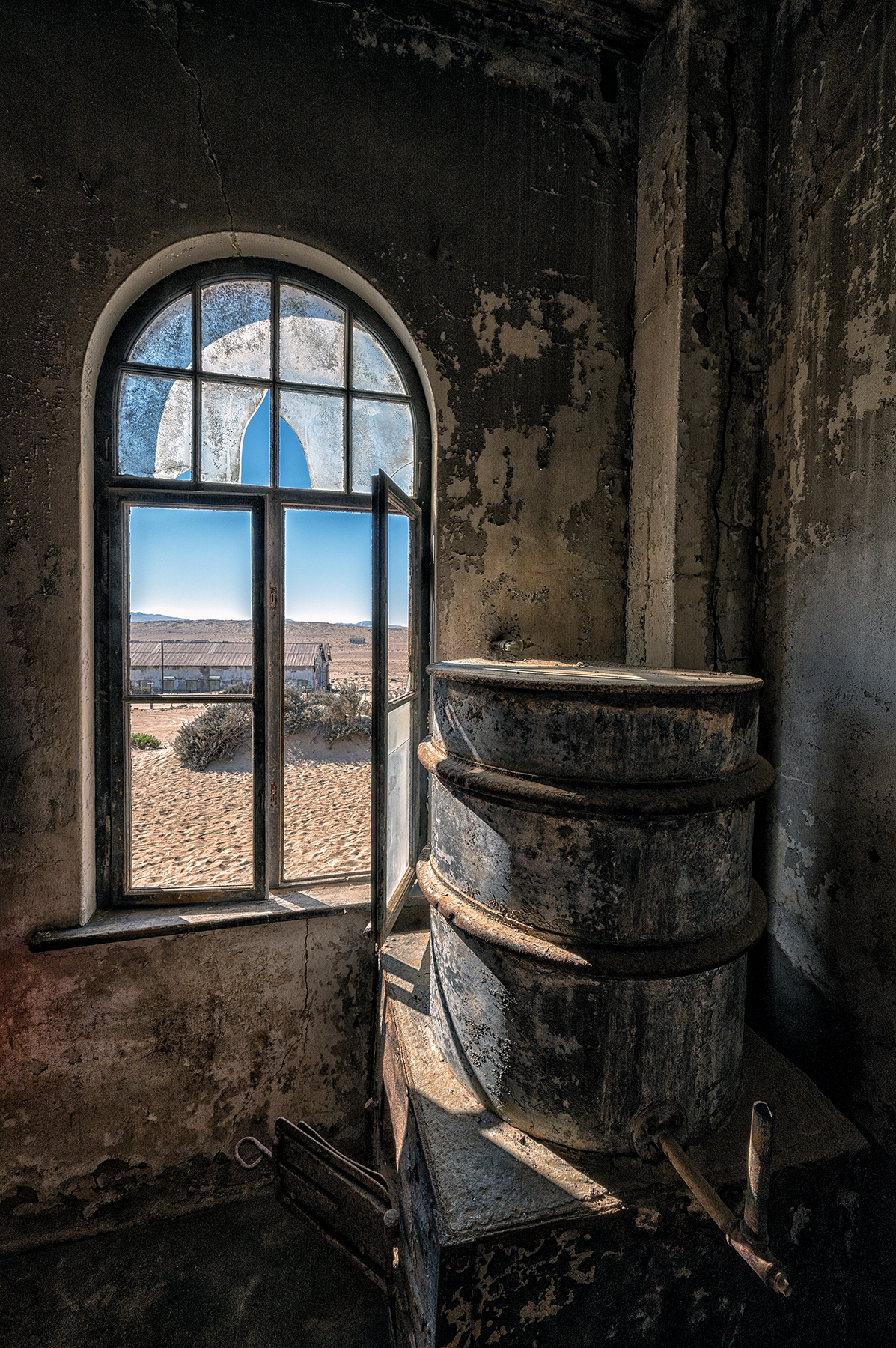 Abandoned Buildings Exhibition – Jeremiah Gilbert Photography